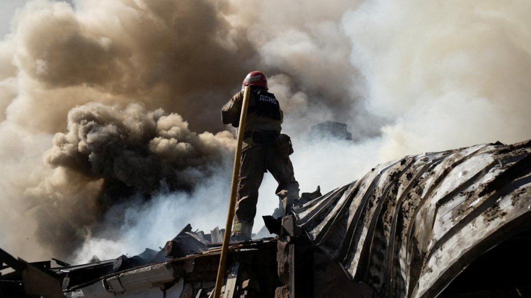 Russian attack kills two in city of Poltava | AnewZ