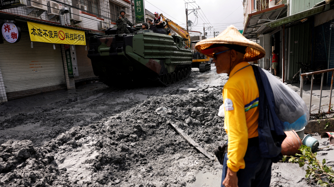 Taiwan residents fear further disaster after flooding | AnewZ