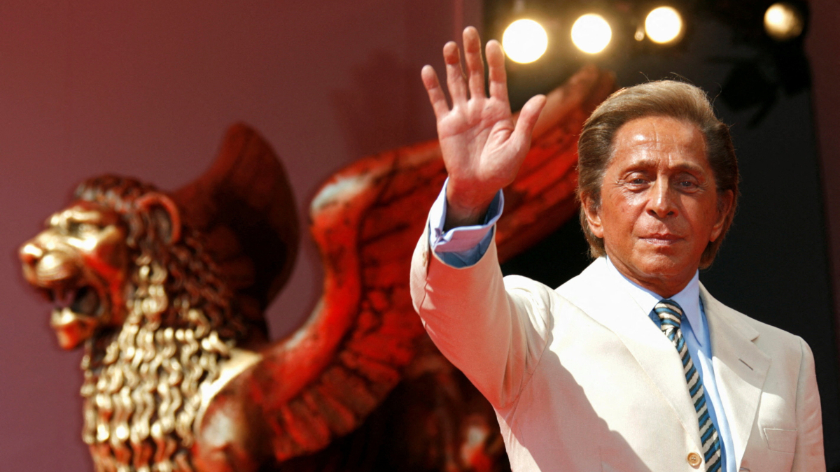 Italian fashion designer Valentino Garavani dies aged 93 | AnewZ