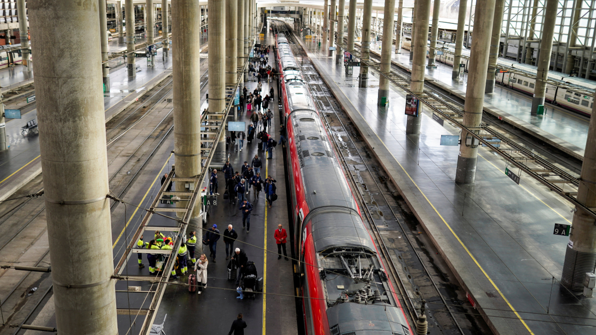Spain rail accidents raise maintenance concerns | AnewZ