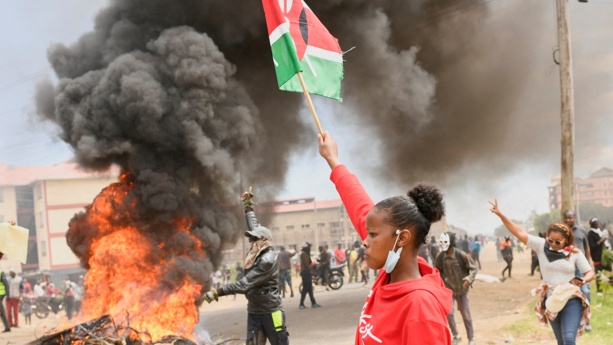 Kenyan court blocks U.S. Ebola quarantine facility | AnewZ